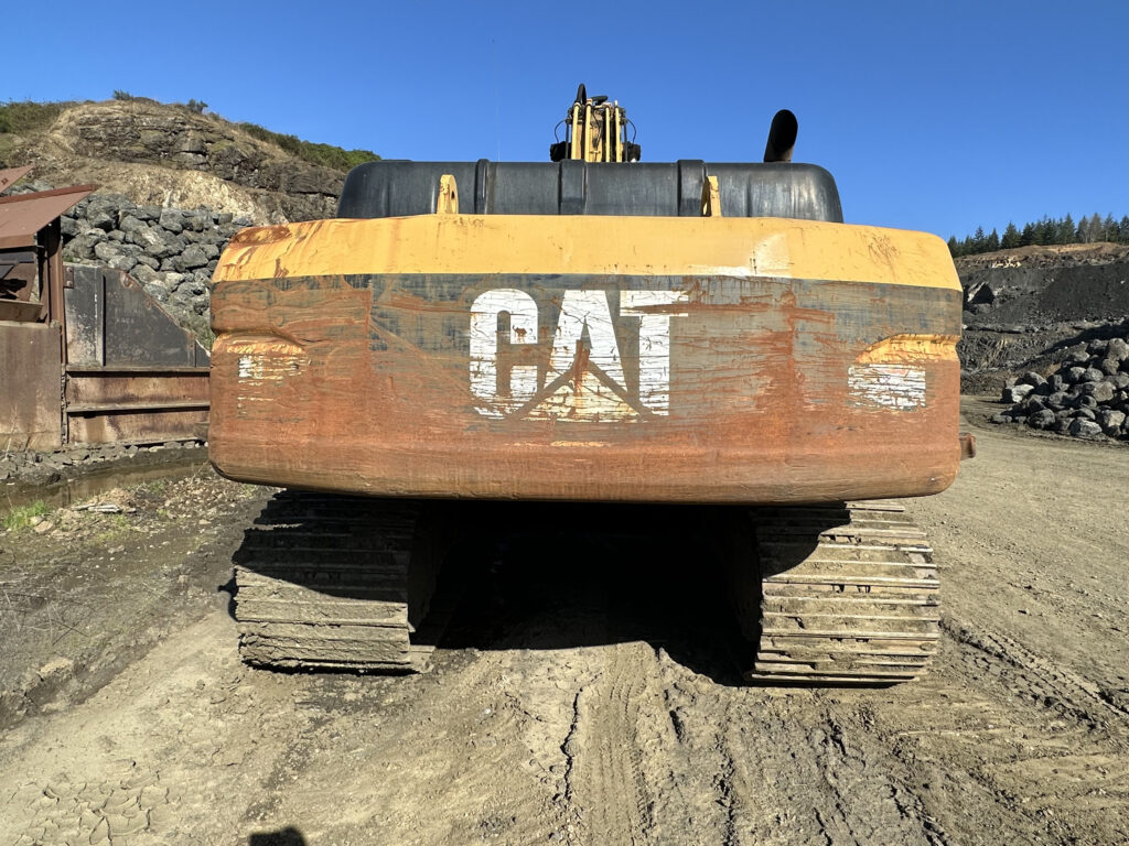 Cat 330B Excavator - KNM Oregon Machinery